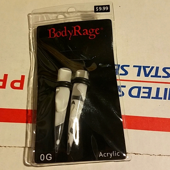 Body Rage | Jewelry | Nwt Body Rage Clear And White Swirl Acrylic G ...